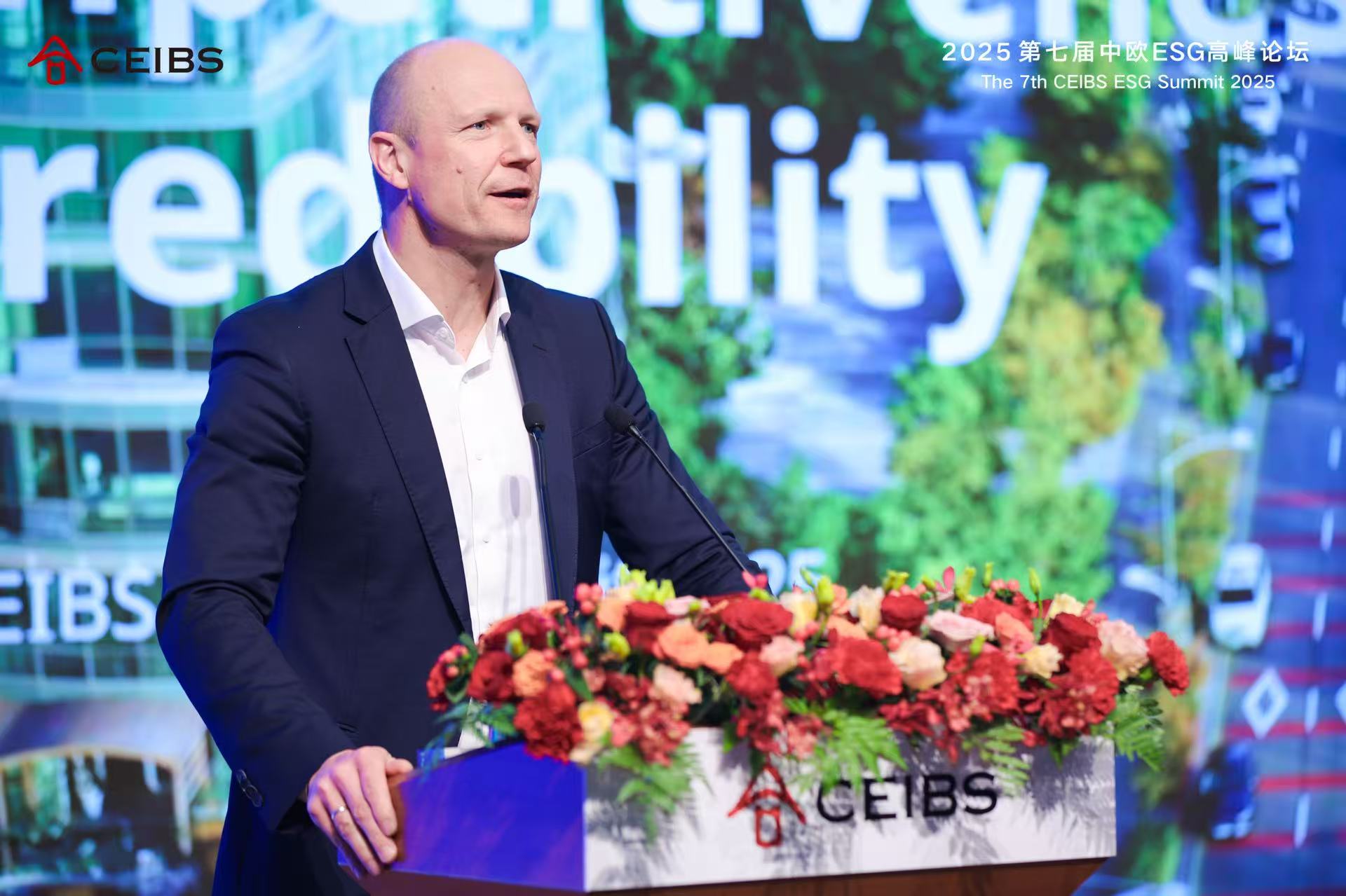 聚责任共识，融全球智慧，绘可持续发展新蓝图 ——2025第七届中欧ESG高峰论坛成功举办 | CEIBS