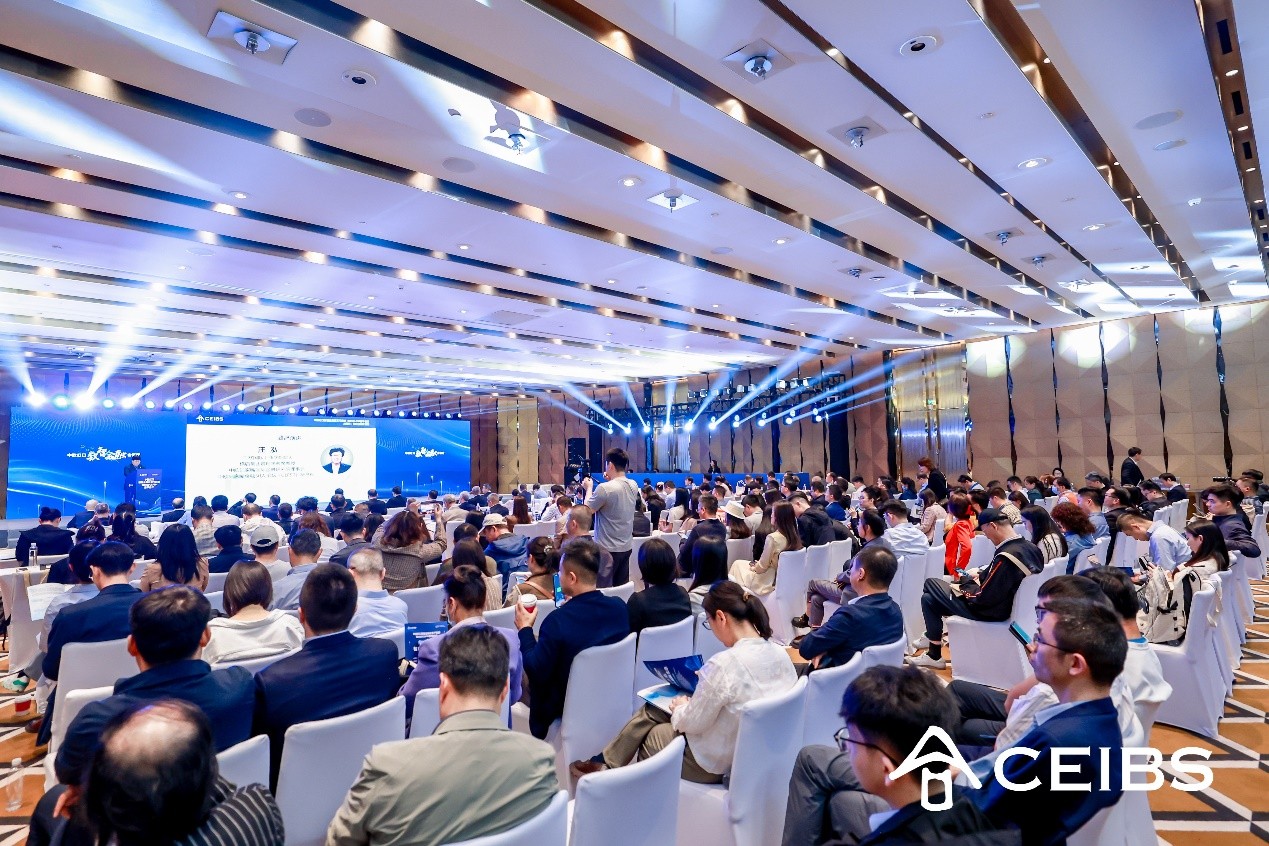 AI赋能，智启金融新生态——中欧虹口数智金融会客厅启动暨2025CLF50春季会议成功举办 | CEIBS